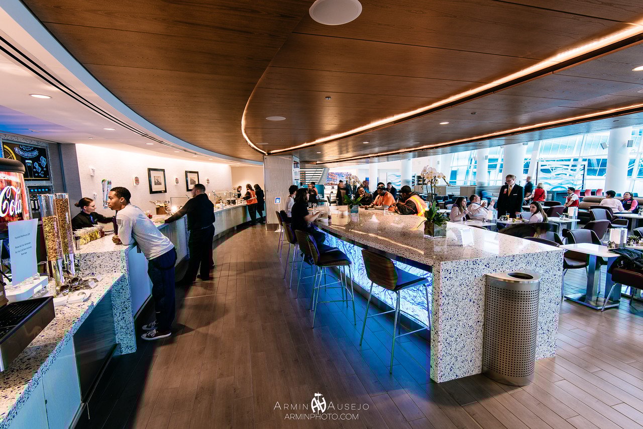First-Class Finishes in the Sea-Tac Delta Sky Lounge